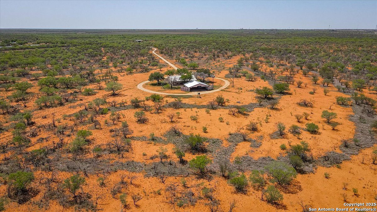 3375 County Road 3700, Dilley, TX 78017 | Zillow