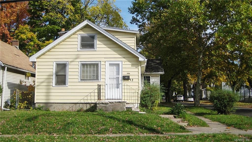182 Cottage St, Rochester, NY 14608 | Zillow