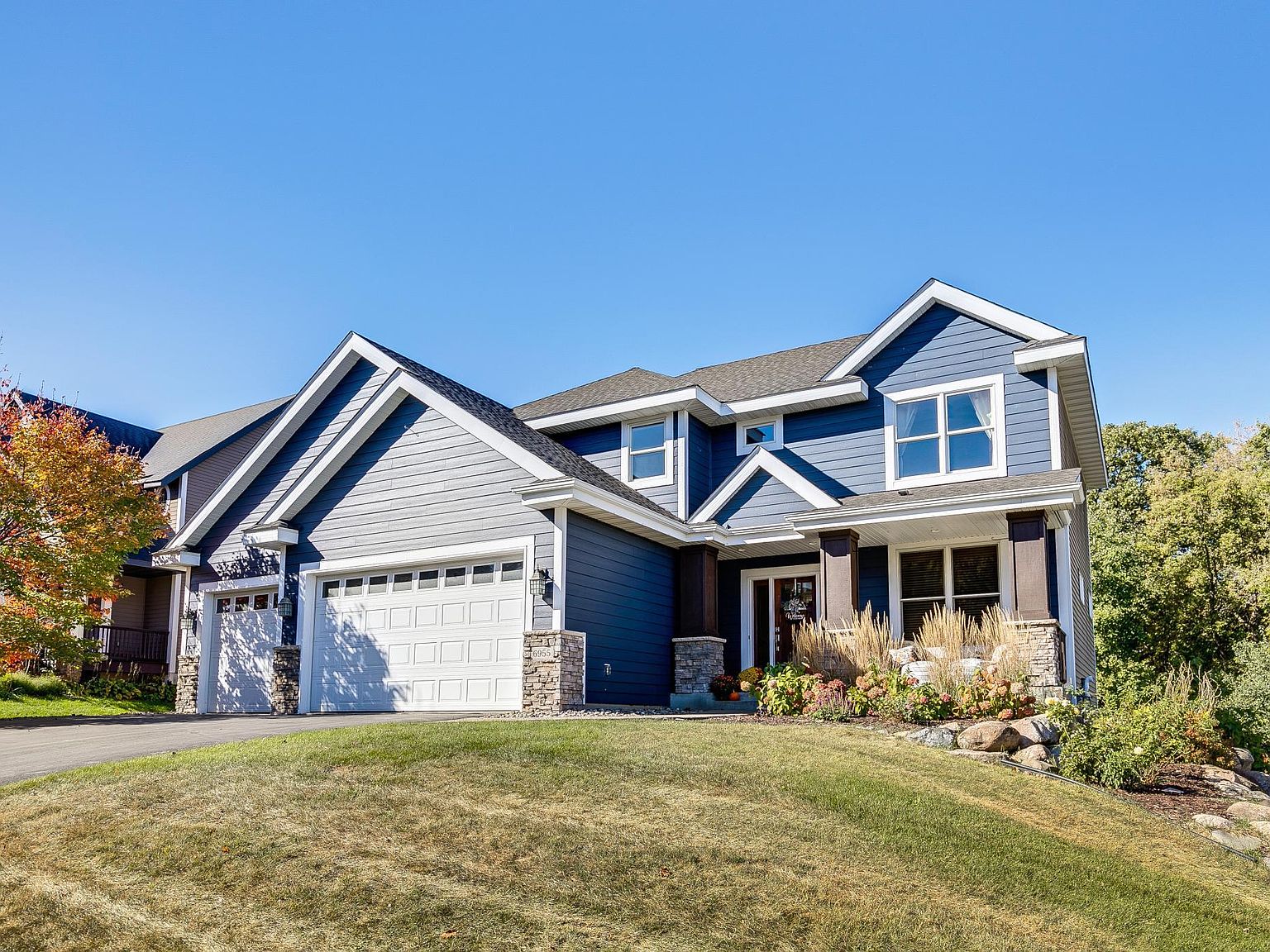 6955 Lydia Bay, Woodbury, MN 55125 | Zillow