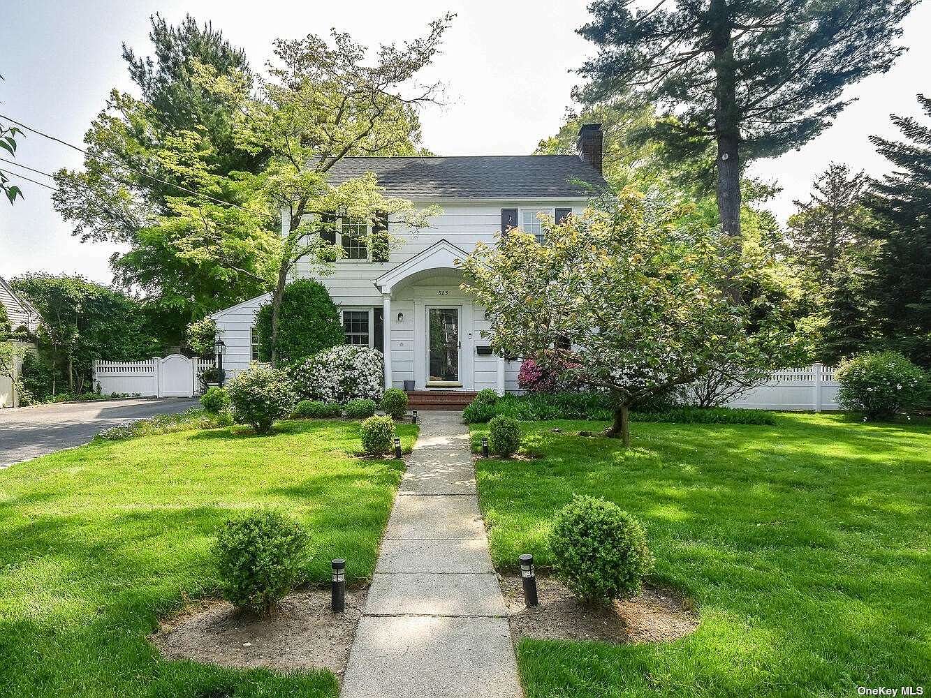 325 Carpenter Avenue, Sea Cliff, NY 11579 | MLS #3477758 | Zillow