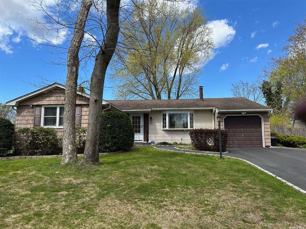 11961 Real Estate - 11961 Homes For Sale | Zillow