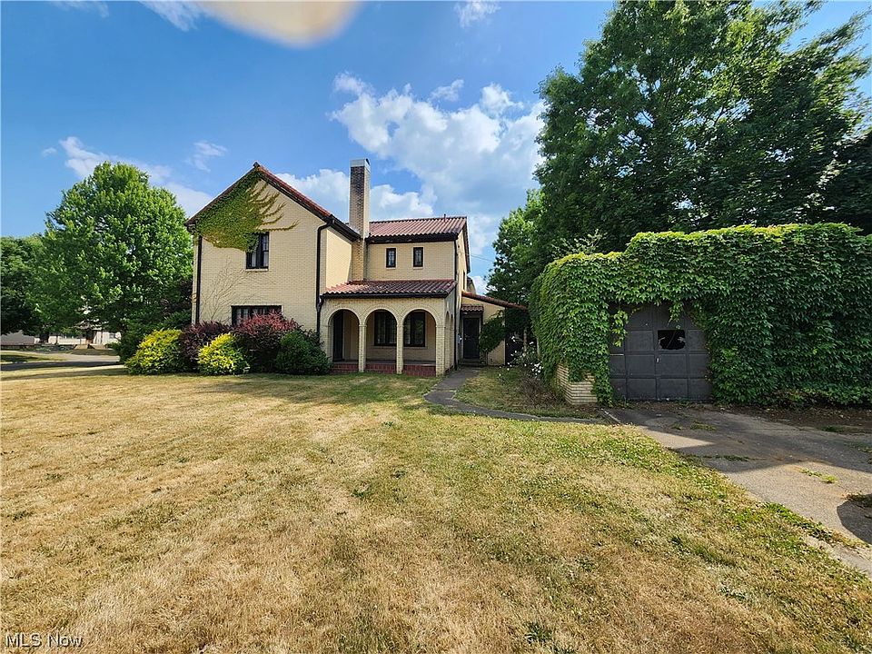 348 N Broadway St, New Philadelphia, OH 44663 | Zillow