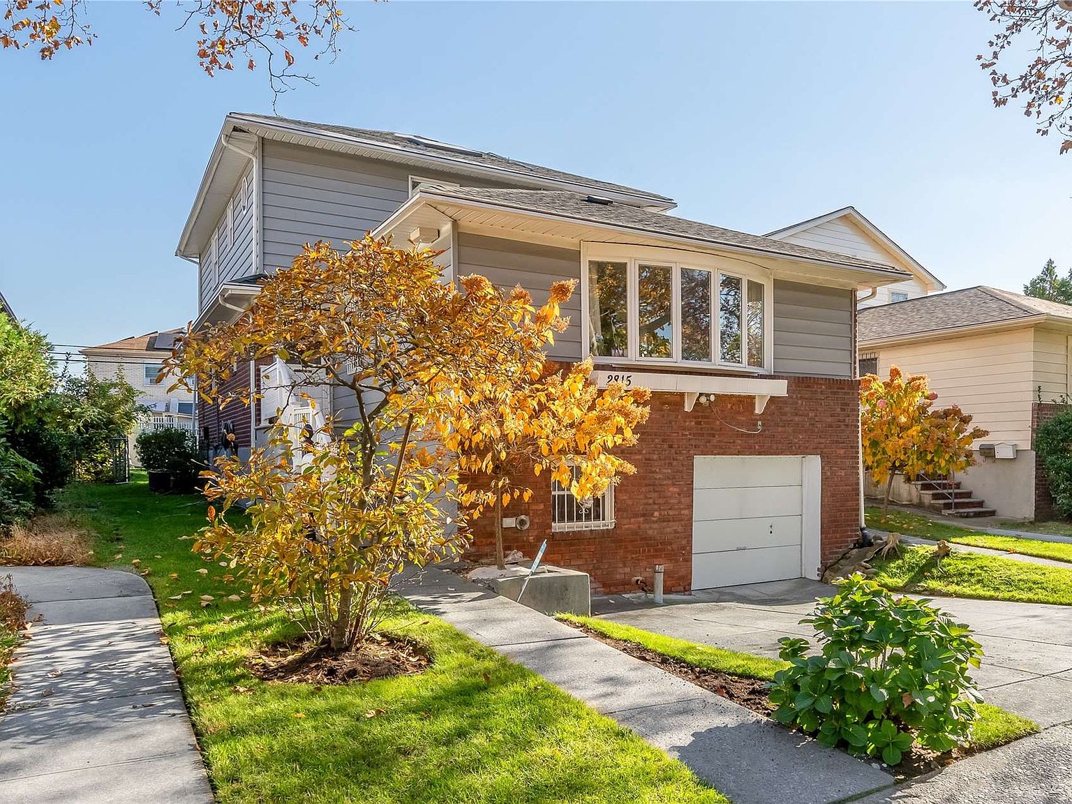 28-15 Clearview Expressway, Bayside, NY 11360 | Zillow