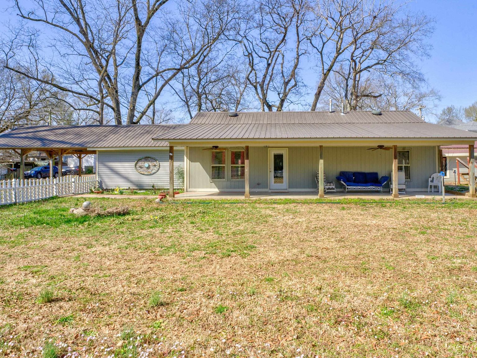 235 Hardeman St S, Grand Junction, TN 38039 | MLS #10191963 | Zillow