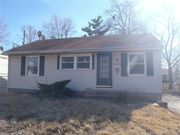 256 Shepley Dr, Saint Louis, MO 63137 | Zillow