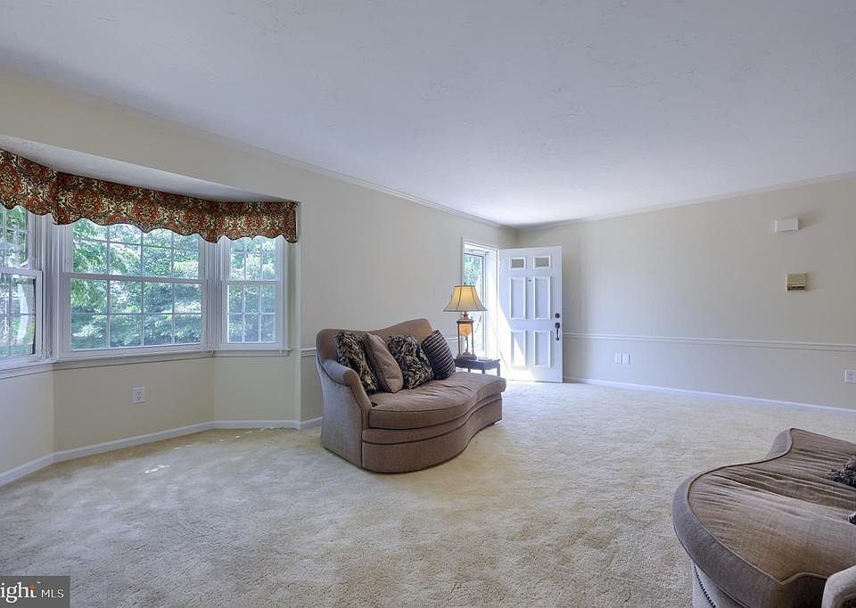 2042 Wyntre Brooke Dr York PA | Zillow