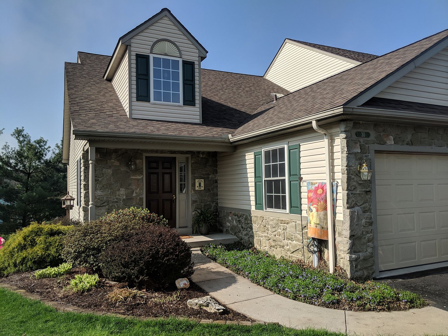 30 Gantz Mdws, Mount Joy, PA 17552 | Zillow
