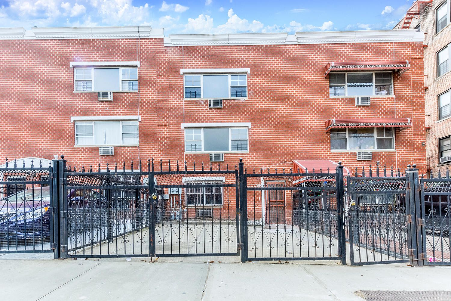 829 Longfellow Ave, Bronx, NY 10474 | Zillow