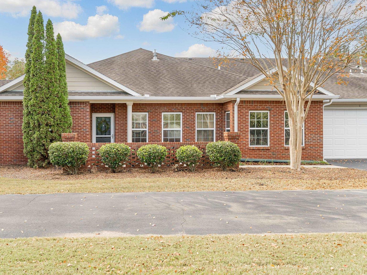 18 Valley Way Cir SE #18, Huntsville, AL 35802 | Zillow
