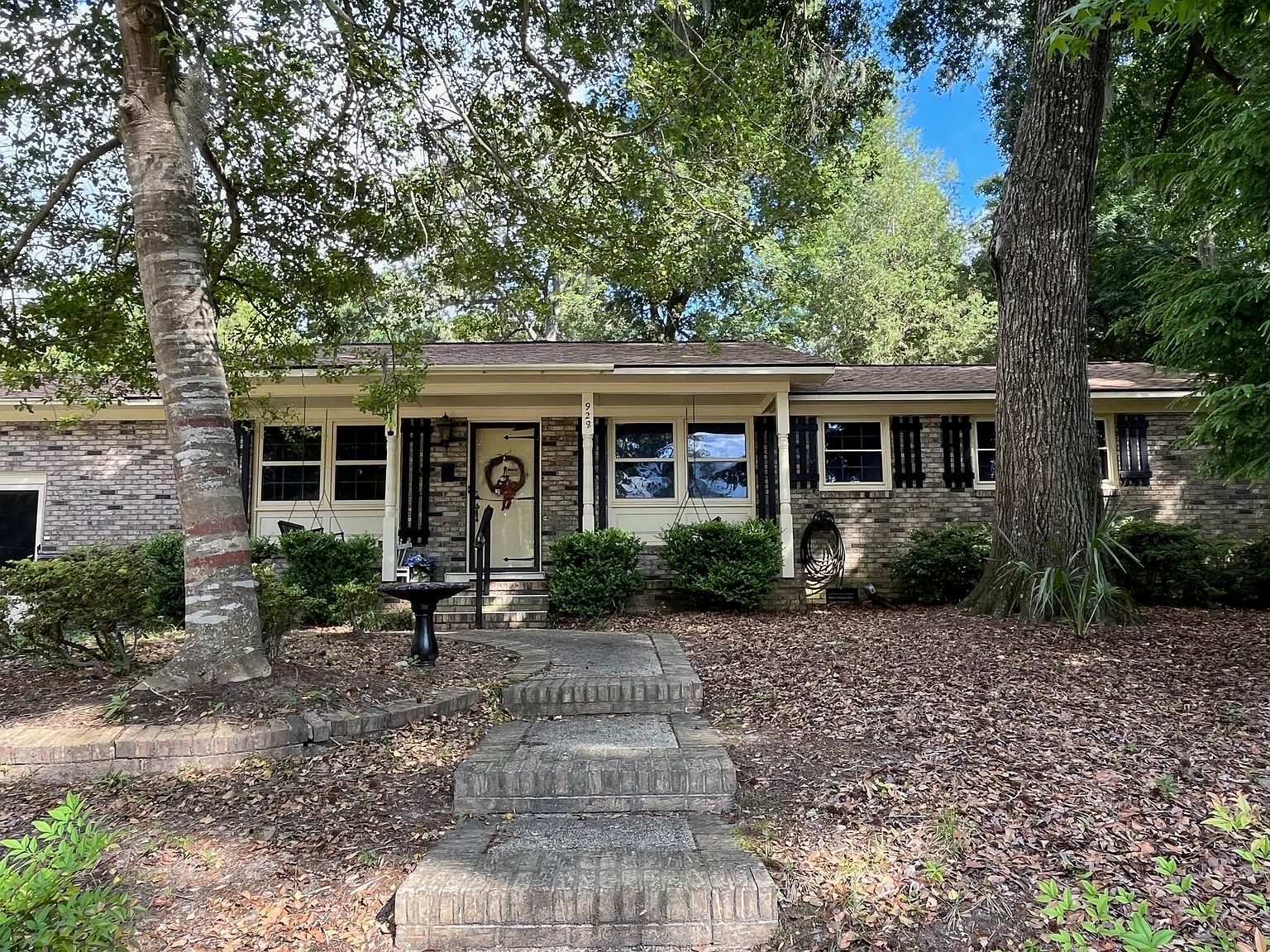 928 Spring Ct, Hanahan, SC 29410 | Zillow
