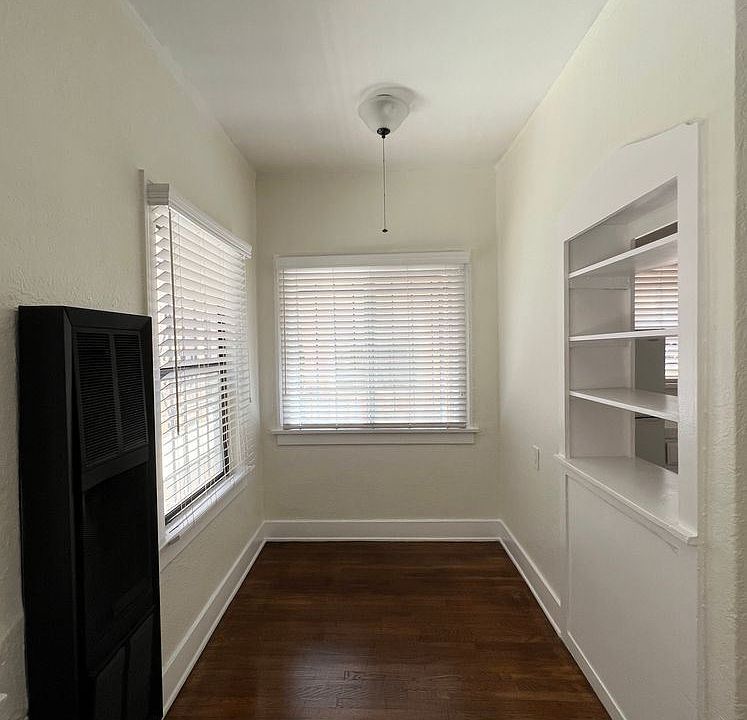 1110 Sea Breeze Building - 290 Bonito Ave Long Beach CA | Zillow