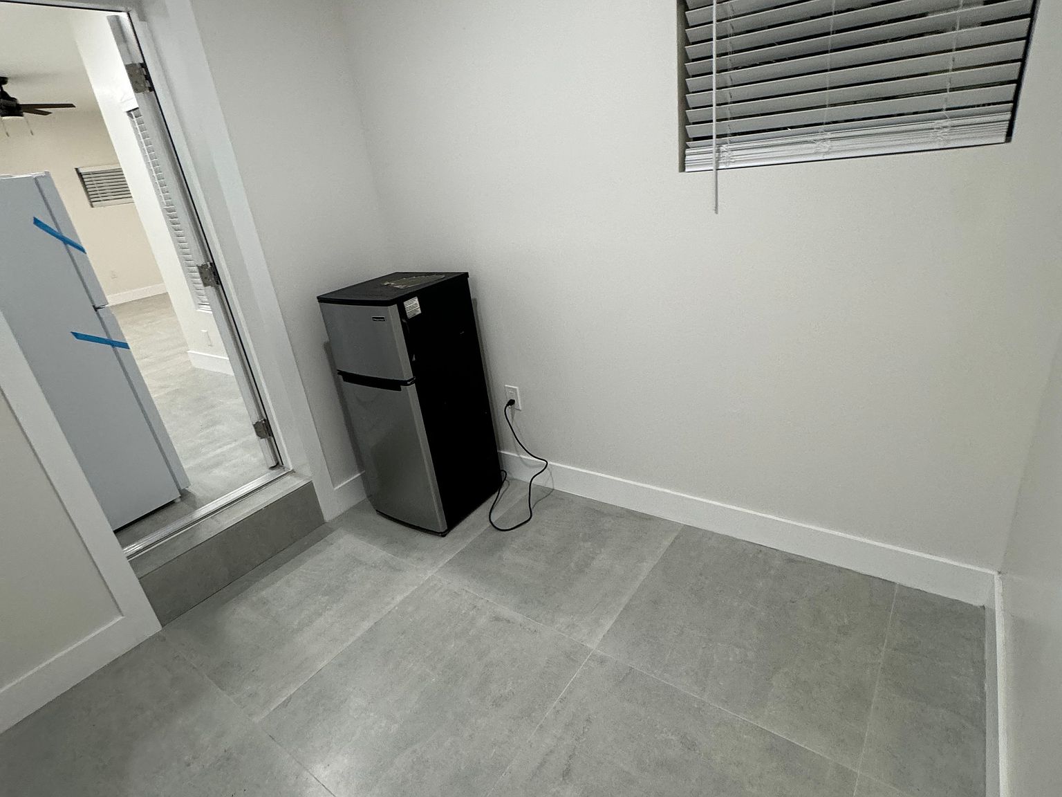 720 NW 12th Ct #4, Miami, FL 33125 | Zillow