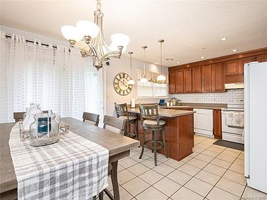 7911 Latchington Ct, Charlotte, NC 28227 | Zillow