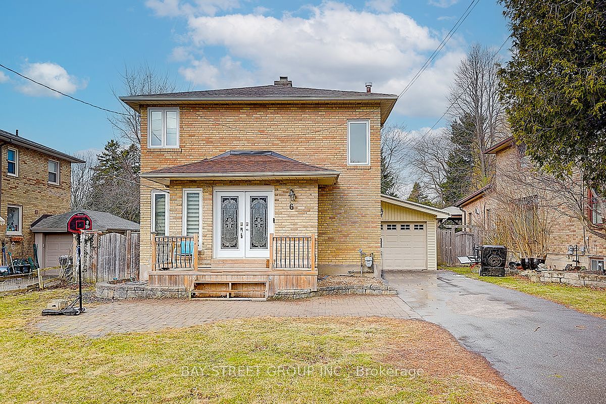6 Larwood Blvd, Toronto, ON M1M 2M5 | MLS #E12226093 | Zillow