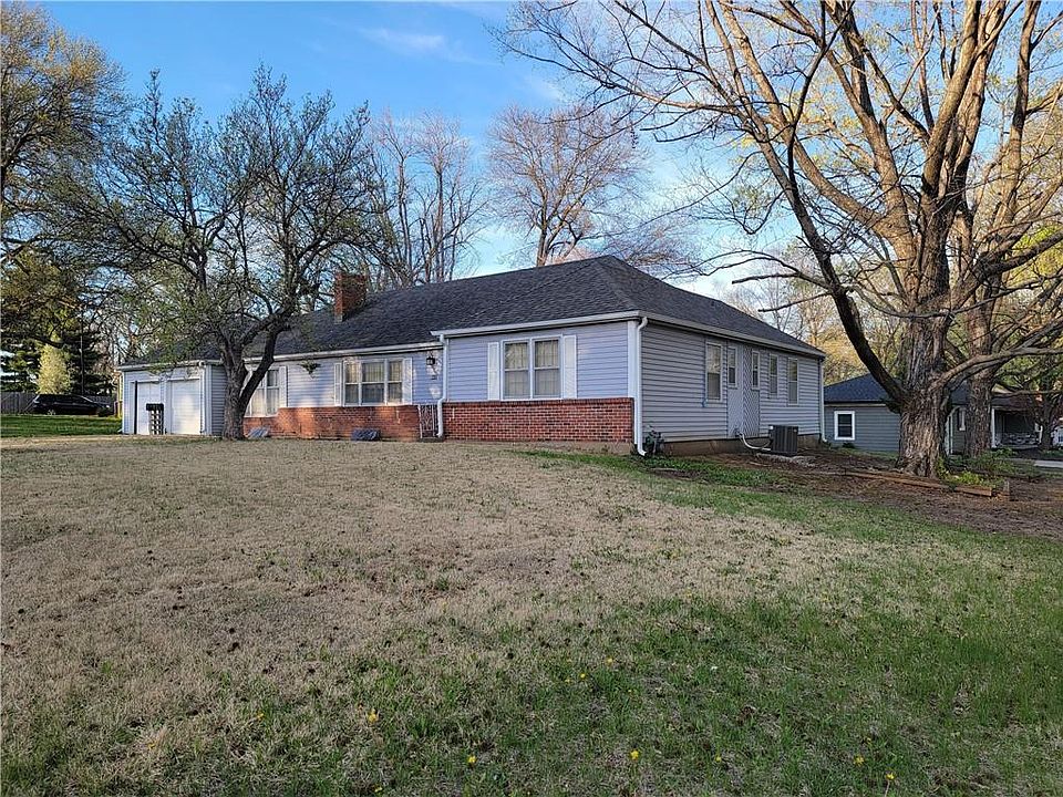 9631 State Line Rd, Kansas City, MO 64114 | Zillow