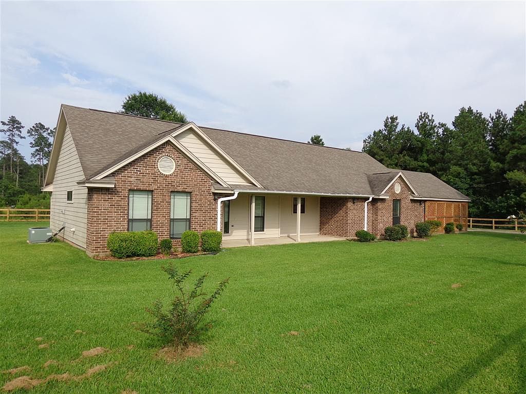 9905 Chestnut Ct, Montgomery, TX 77316 | Zillow