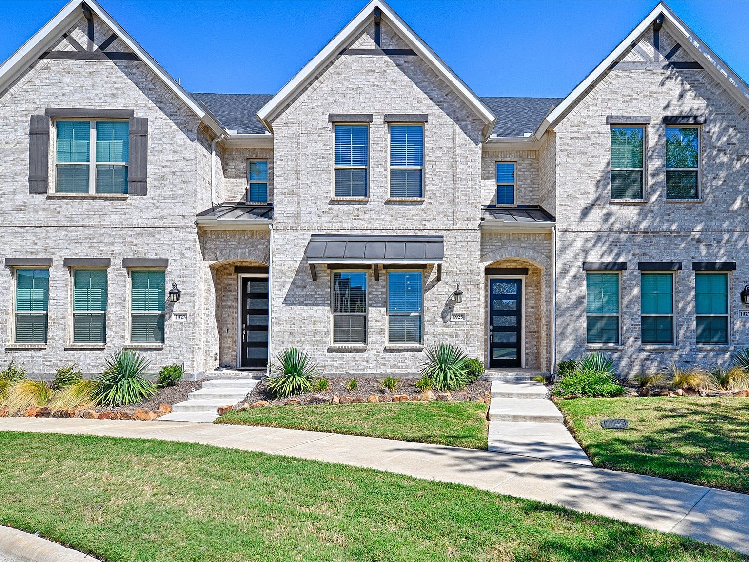 1925 Strand St, Farmers Branch, TX 75234 | Zillow