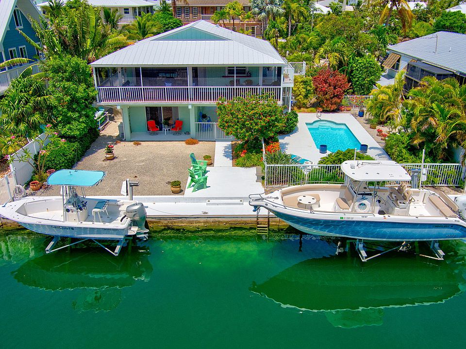 949 Bay Dr, Summerland Key, FL 33042 | Zillow