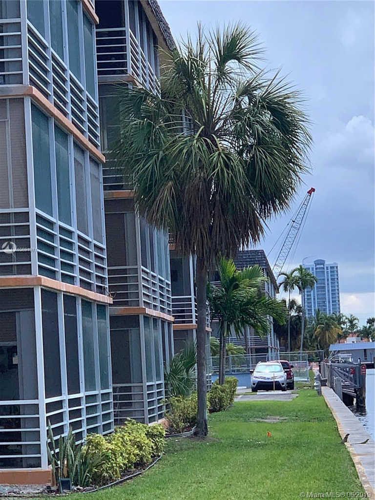 3849 NE 169th St APT 404, North Miami Beach, FL 33160 | Zillow