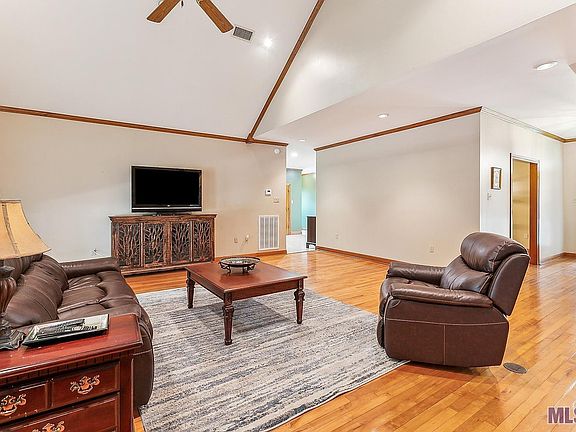 10220 Ginger Place Dr, Baton Rouge, LA 70817 | Zillow