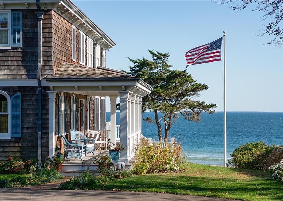 8 Bluff Ave, Westerly, RI 02891 | Zillow