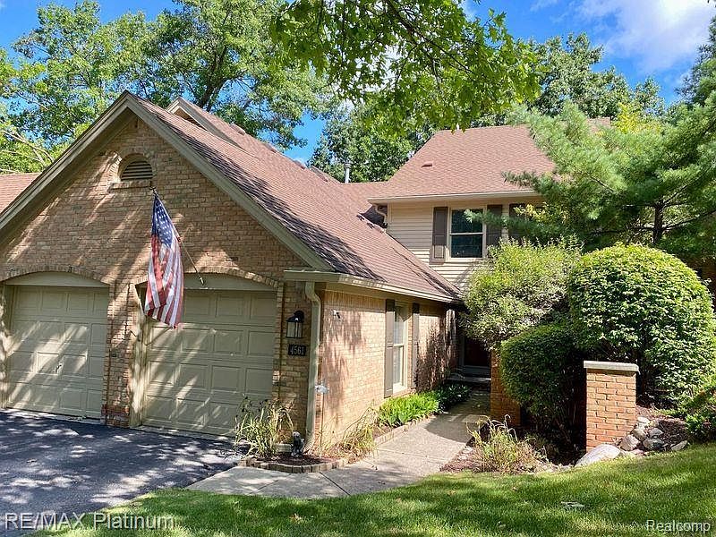 4561 Golf View Dr, Brighton, MI 48116 | Zillow