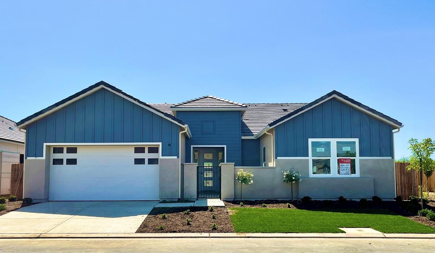 2140 N Perry Ln, Clovis, CA 93619 | Zillow