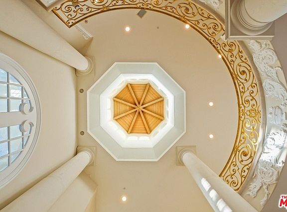 10755 Stradella Ct, Los Angeles, CA 90077 | Zillow