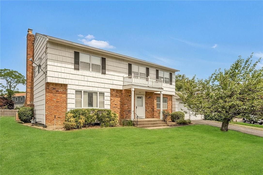 250 Country Ridge Road, Scarsdale, NY 10583 | Zillow