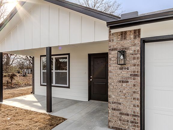 208 S Edith St Unit B, Pryor, OK 74361 | Zillow