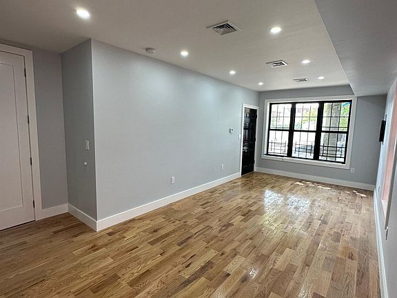 1807 Randall Ave #1, Bronx, NY 10473 | Zillow