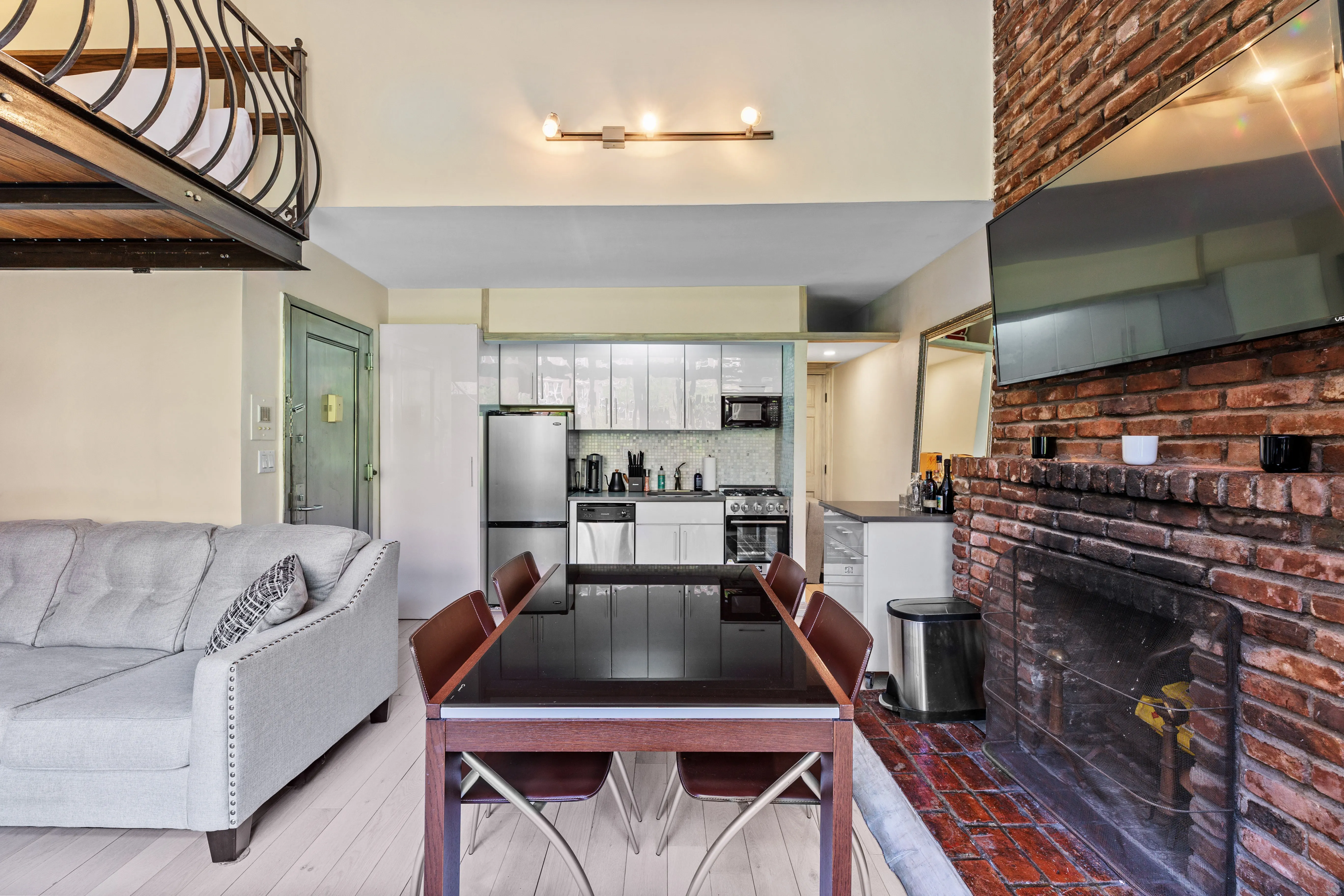 10 Charles Street #3A in West Village, Manhattan | StreetEasy