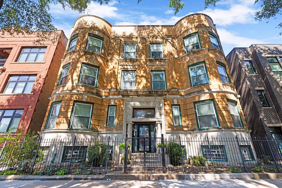 4404 S Prairie Ave Unit 2N, Chicago, IL 60653 | Zillow