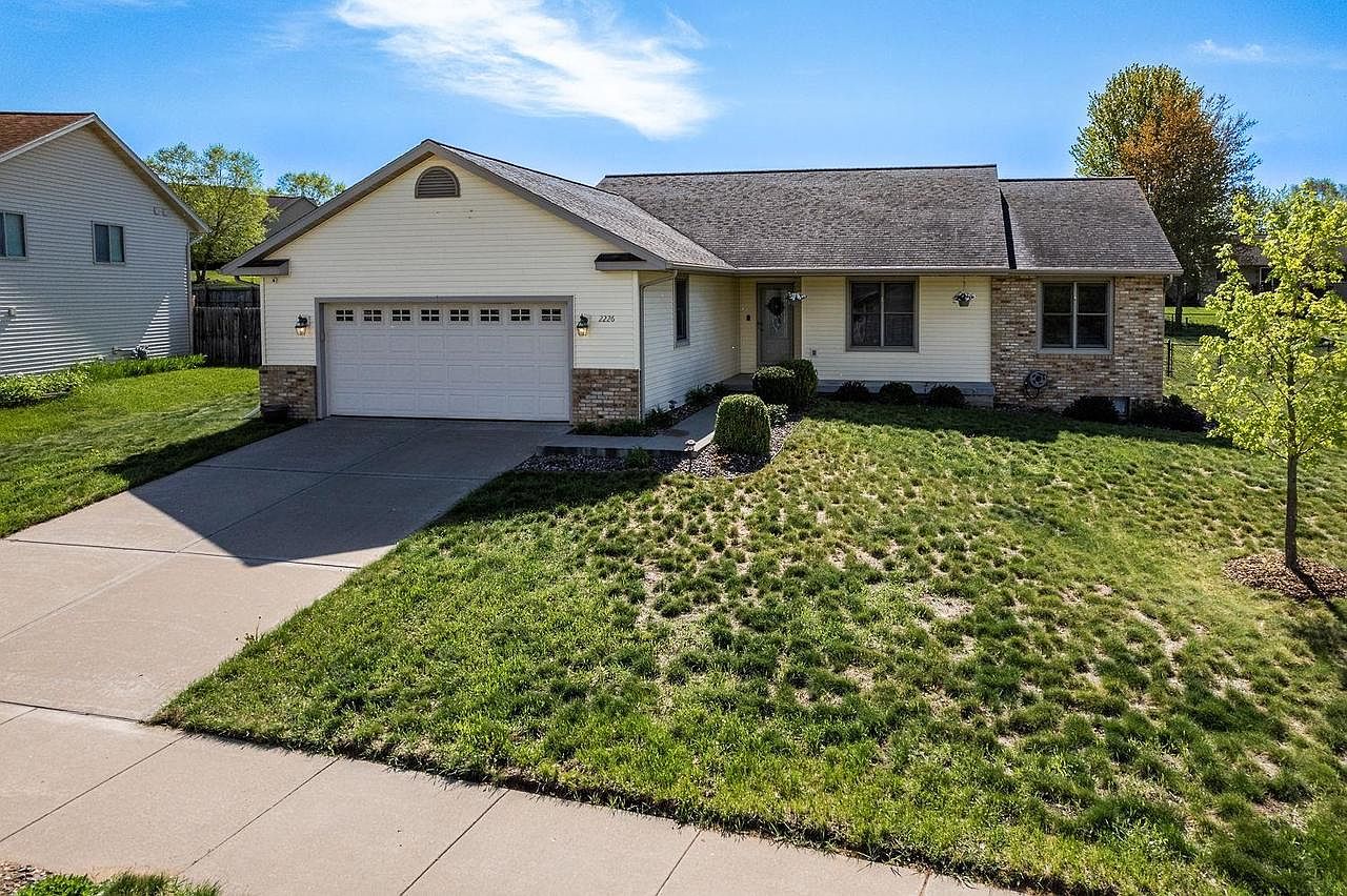 2226 Rufus Road, Reedsburg, WI 53959 | Zillow