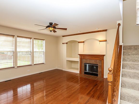 2318 Ferdinand Ln, Montgomery, IL 60538 | Zillow