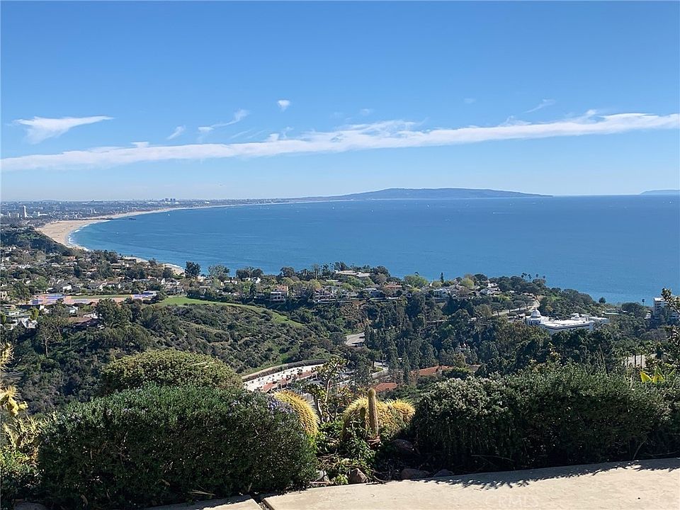 880 Vista Pacifica, Pacific Palisades, CA 90272 | Zillow