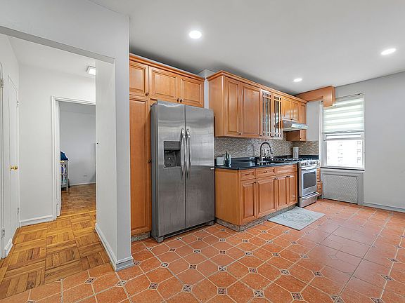 2630 Kingsbridge Ter APT 2B, Bronx, NY 10463 | Zillow
