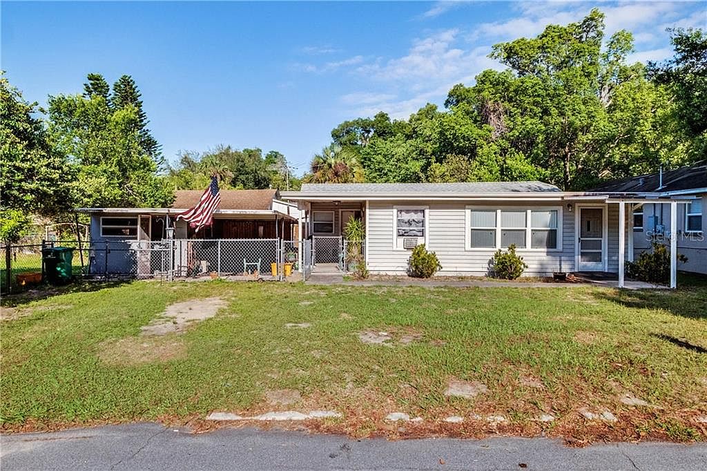 320 S Rhodes St, Mount Dora, FL 32757 | Zillow