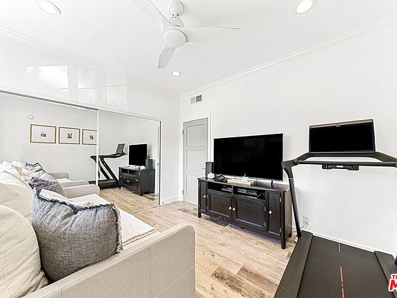 3568 Keystone Ave APT 4, Los Angeles, CA 90034 | Zillow