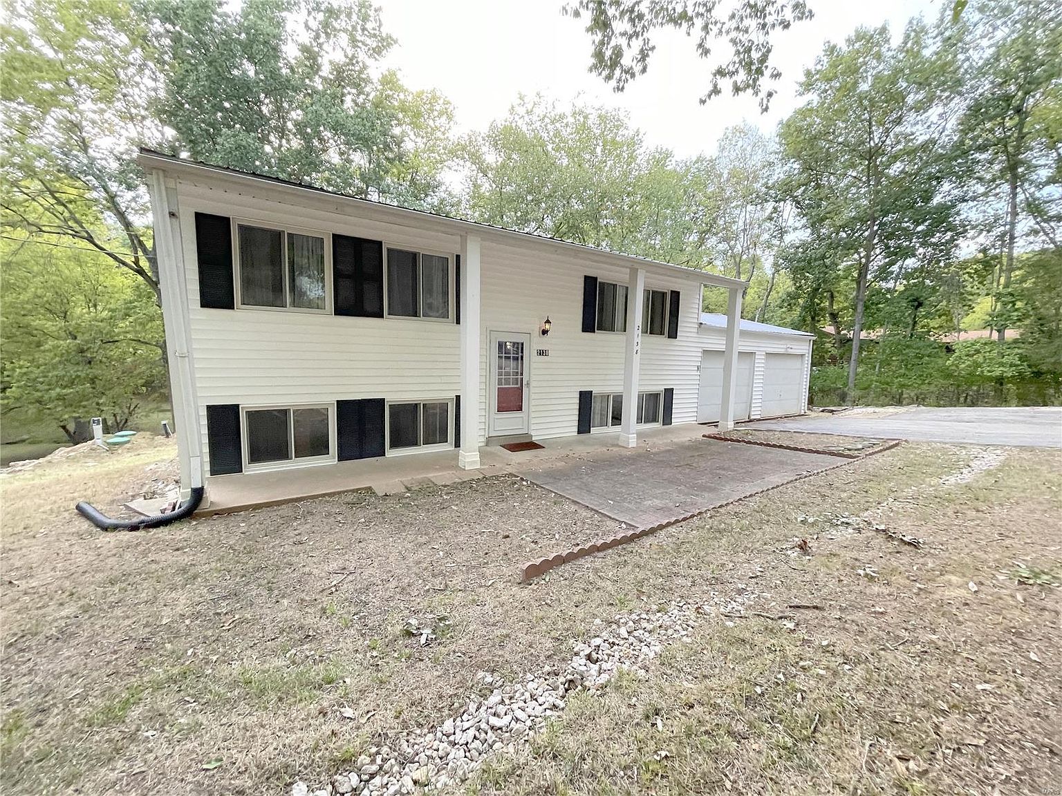 2138 Oakview Dr, Imperial, MO 63052 | Zillow