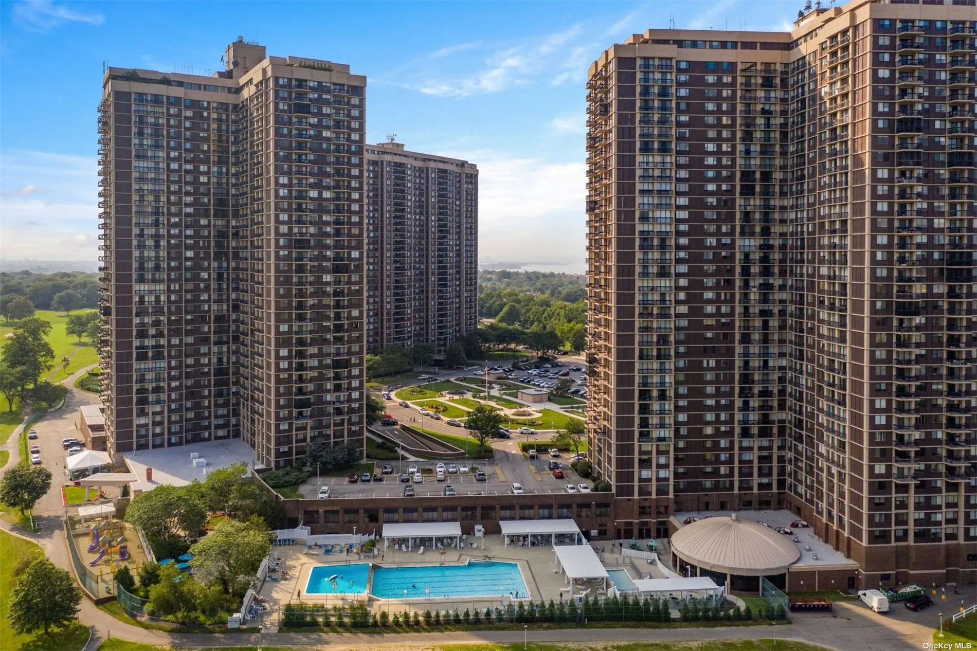 269 Grand Central Parkway #8J in Glen Oaks, Queens | StreetEasy