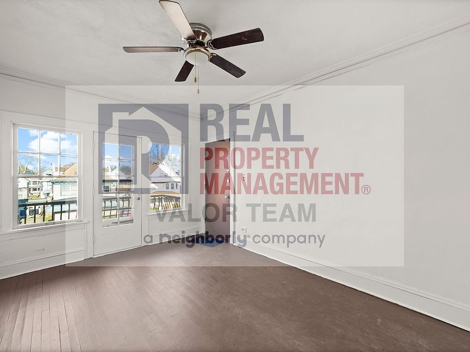 11802 Phillips Ave - 11802 Phillips Ave Cleveland OH | Zillow