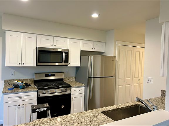 200 Front St UNIT A, Sumas, WA 98295 | Zillow