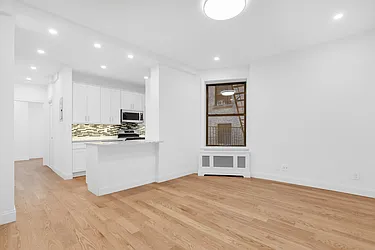 302 West 79th Street #2C in Upper West Side, Manhattan | StreetEasy