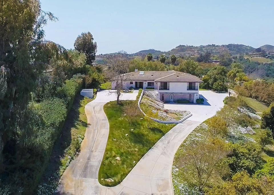 19 Gateview Dr, Fallbrook, CA 92028 | MLS #NDP2303256 | Zillow