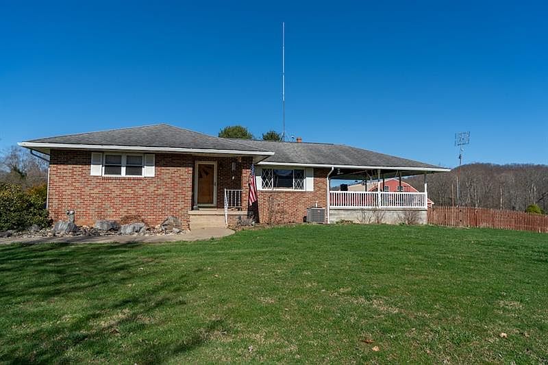 1189 Buckeye Rd, Mount Morris, PA 15349 | Zillow