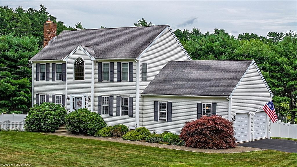 110 Quaker Ln, Rochester, MA 02770 | Zillow