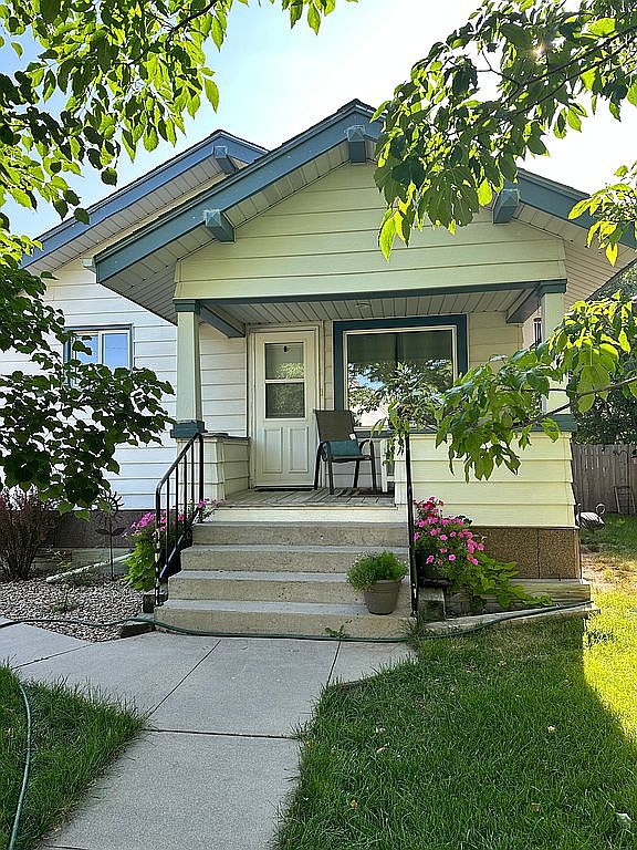517 N Main St, Gordon, NE 69343 | Zillow