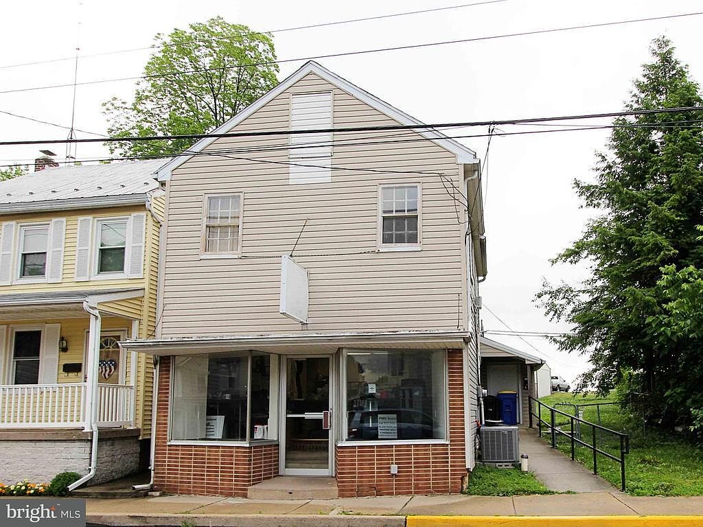 49 S Main St, Manchester, PA 17345 | Zillow