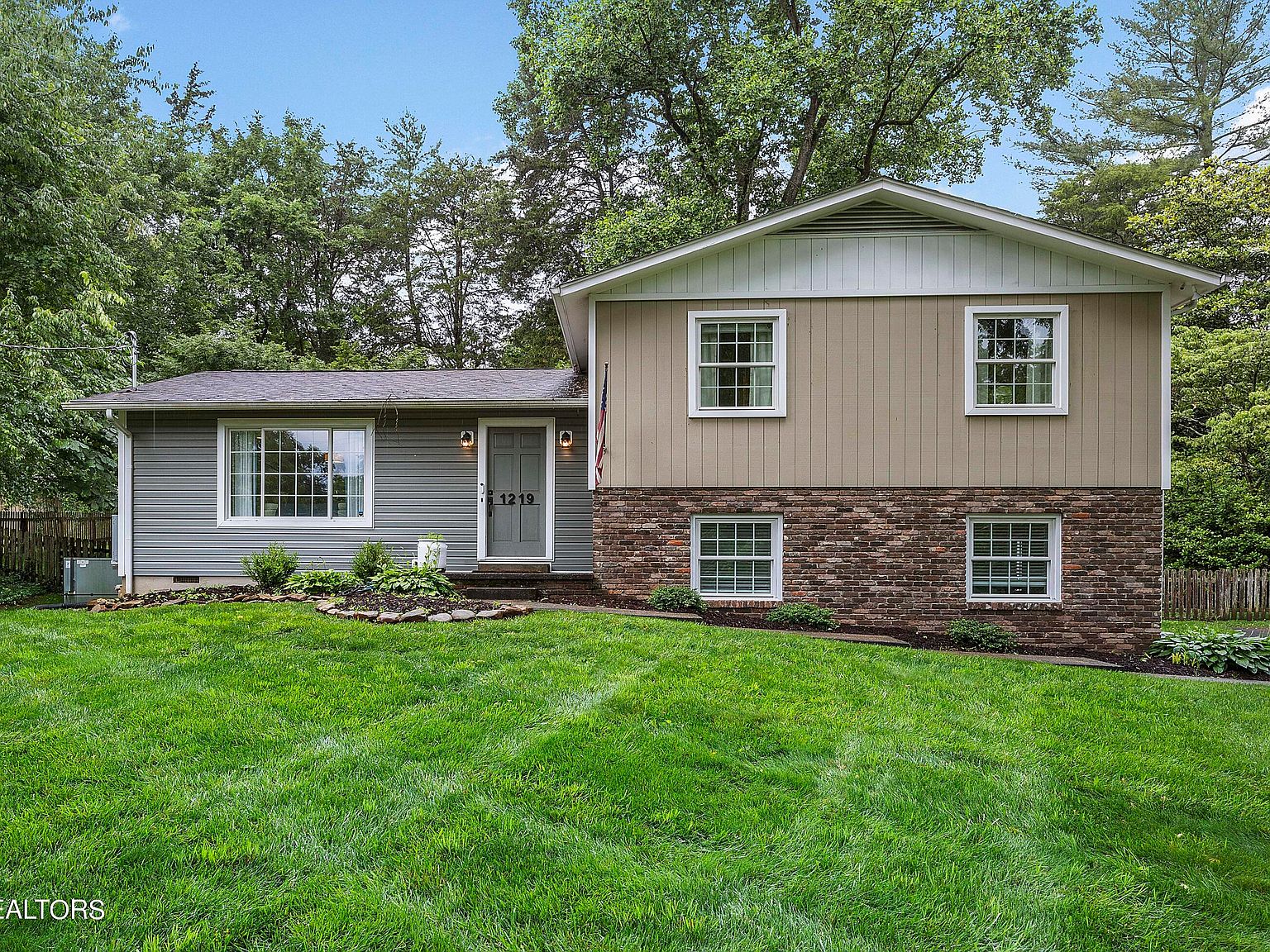 1219 Craig Rd, Knoxville, TN 37919 | Zillow